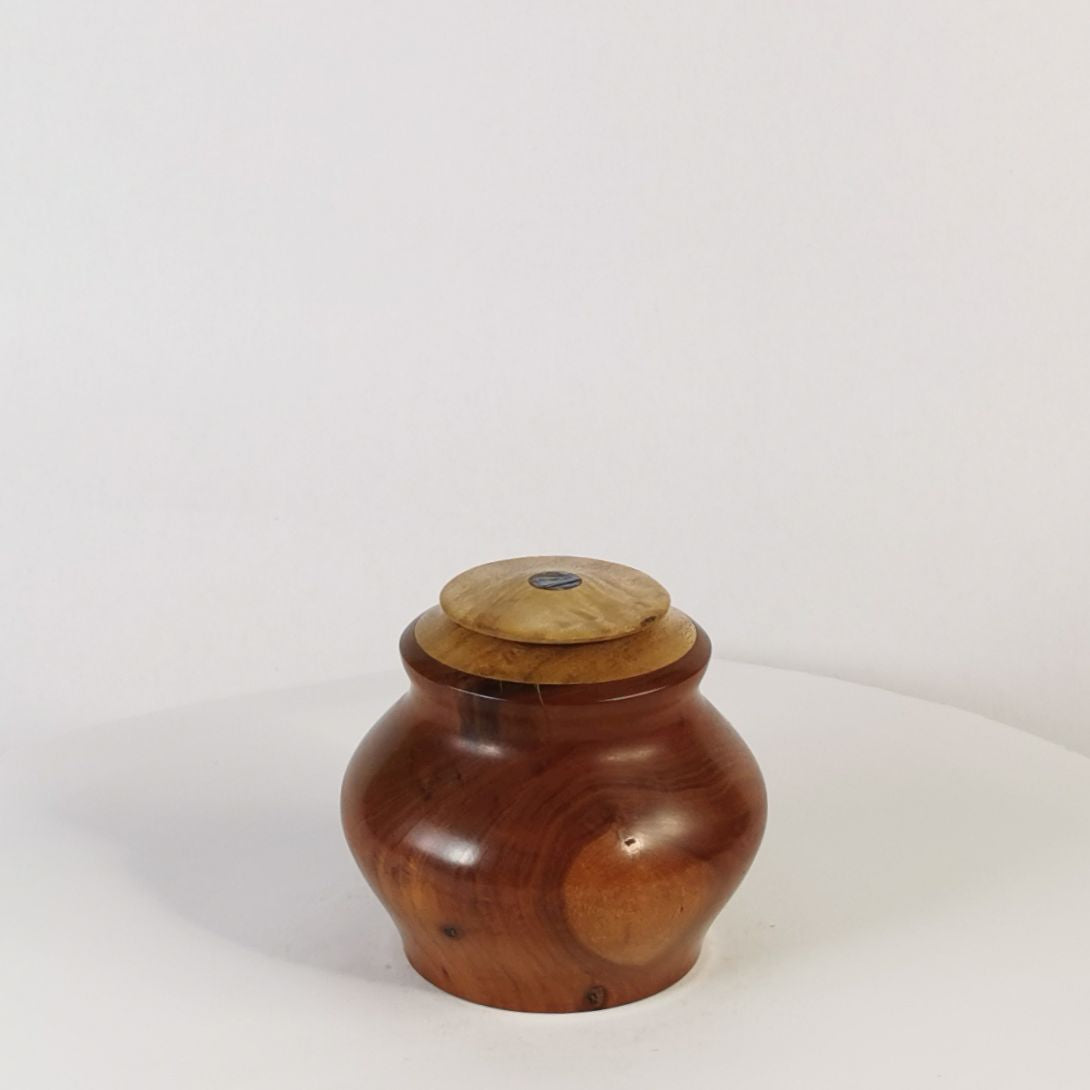 Little Plum – Urncraft