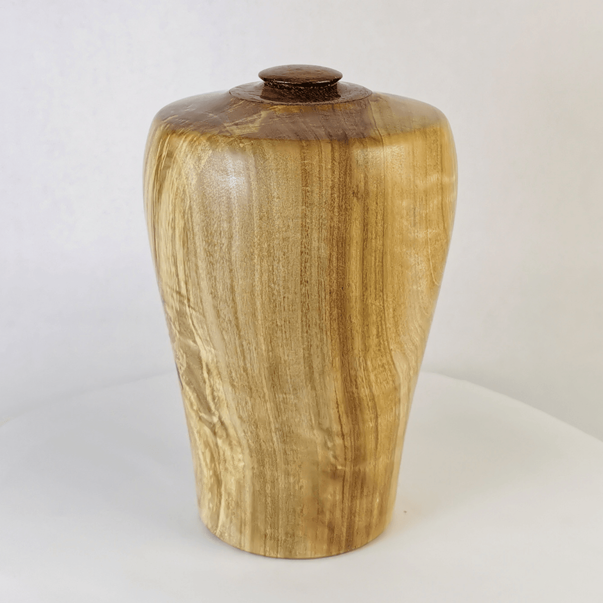 Poplar Knot – Urncraft